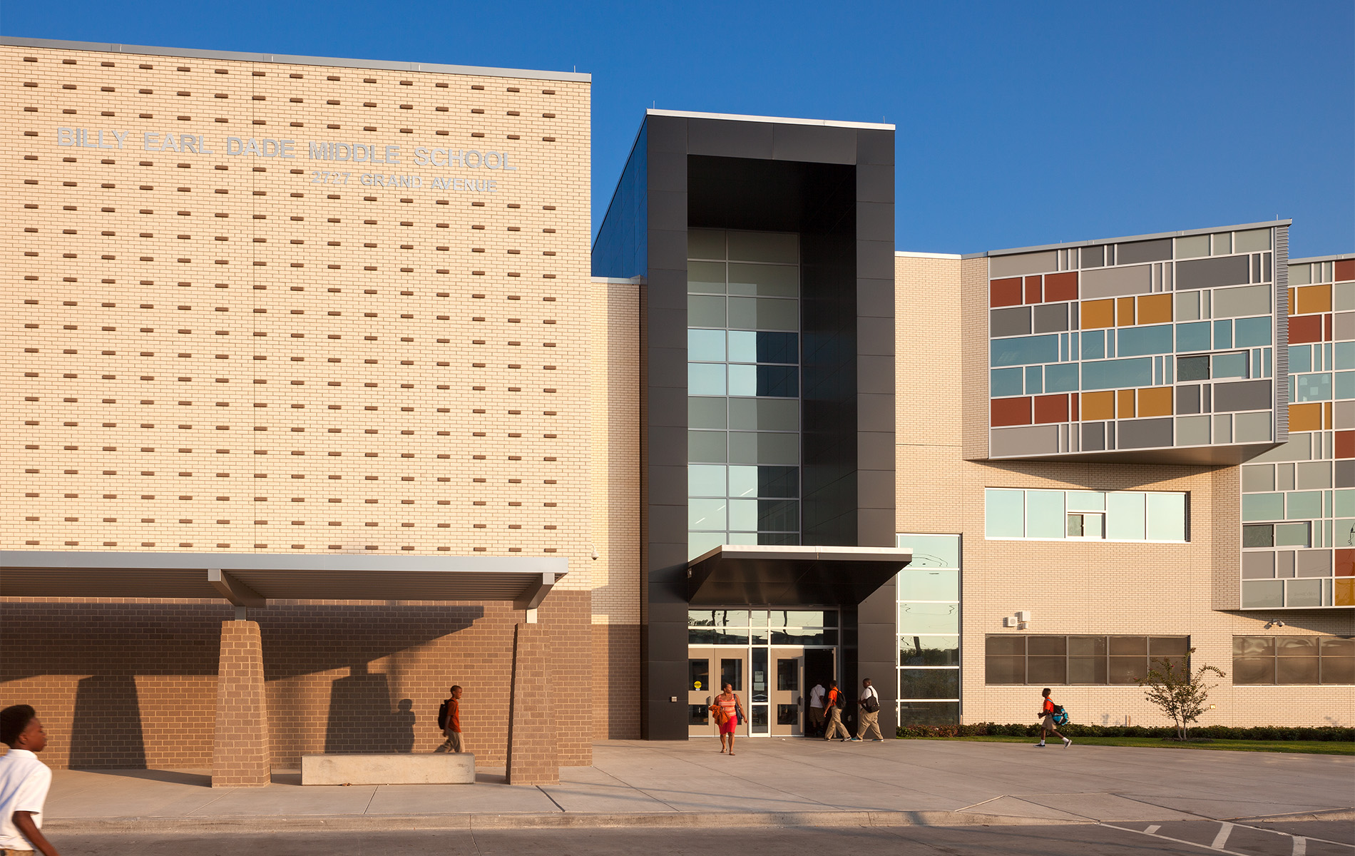 Billy Earl Dade Middle School – Alta Architects