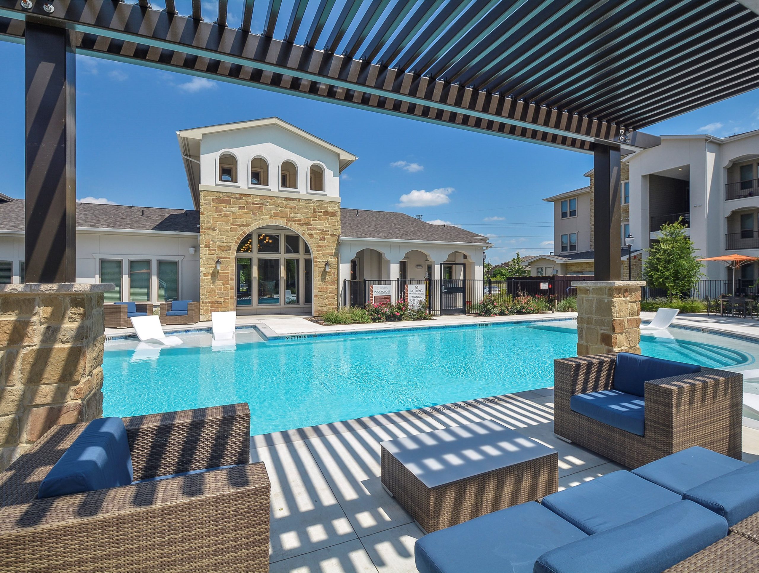 Lucero Apartments – Alta Architects